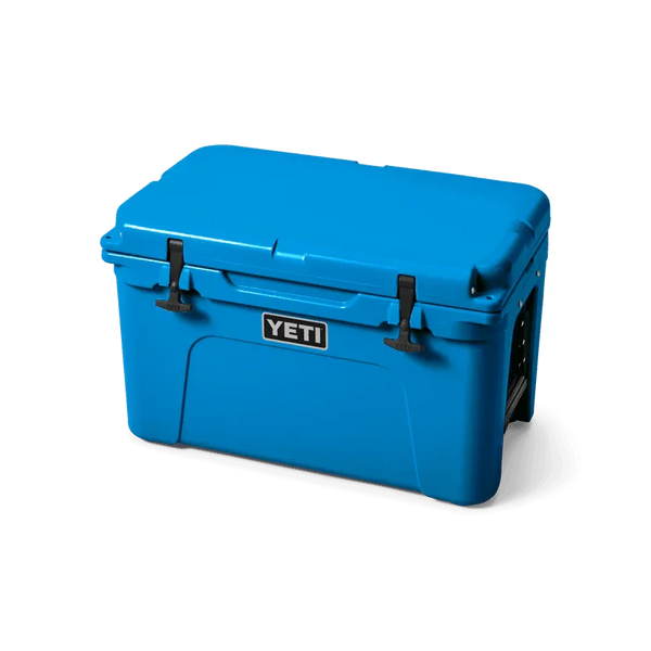 Yeti Tundra 45 Cool Box in colour Big Wave Blue — Boardworx